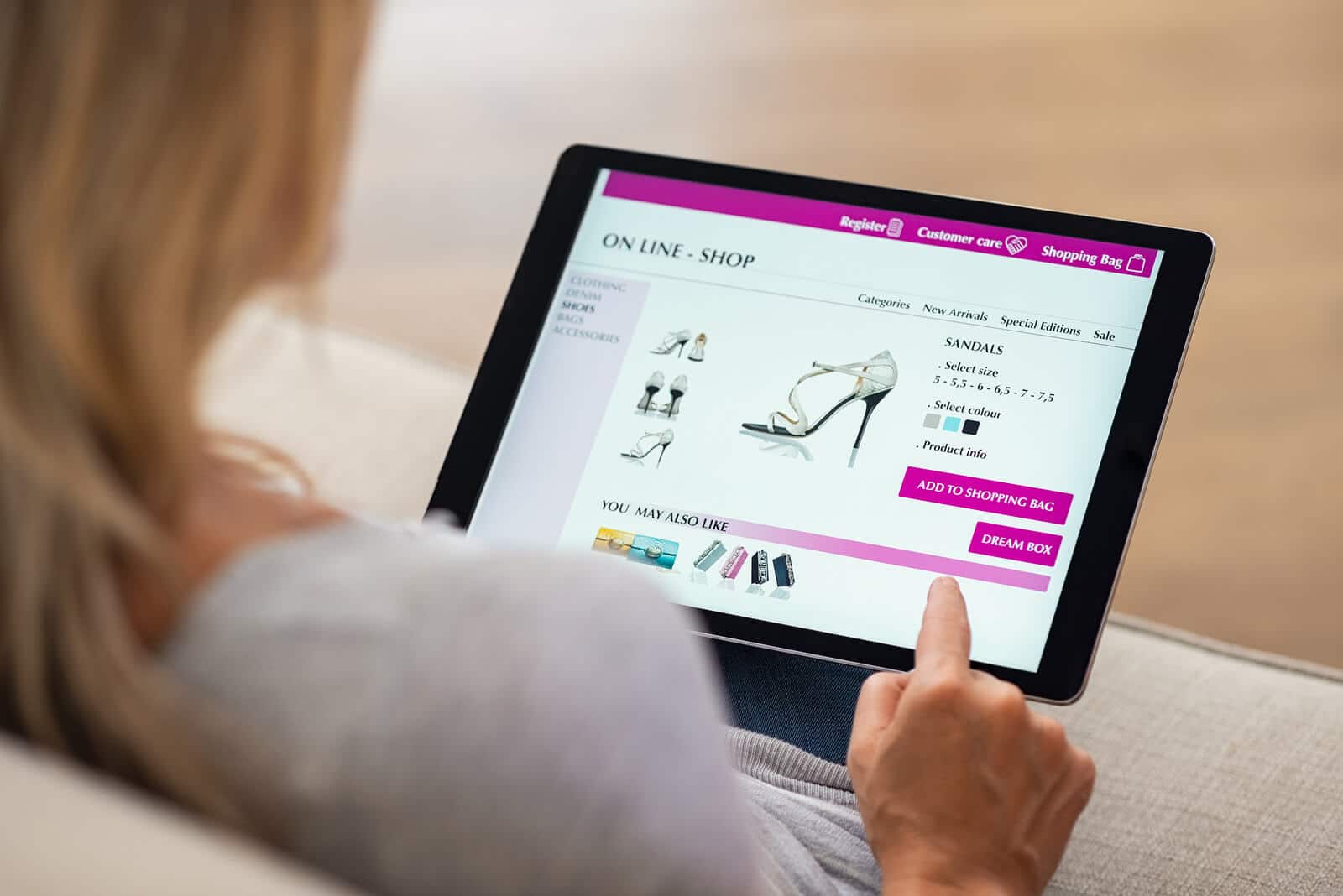 Ecommerce Marketing & Customer Experience: 15 Strategies Top Online ...